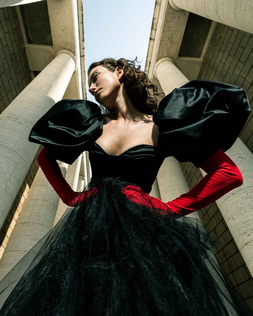 Discovering Anna - Sofia Agnese